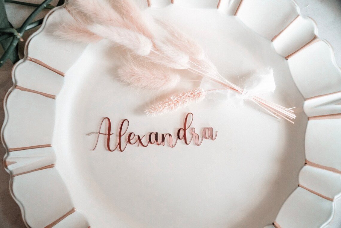 Glamorous Rose Gold Wedding Decor – Elegant Wedding Ideas