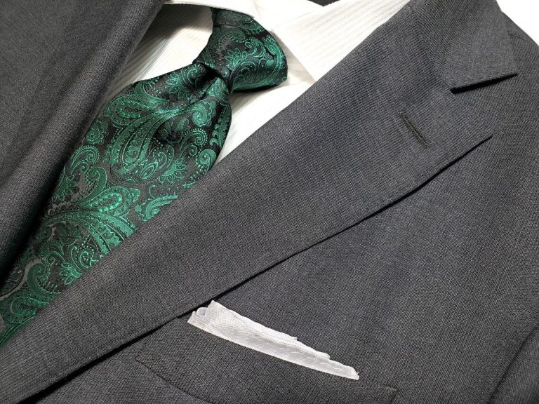 Emerald & Hunter Green Wedding – Elegant Wedding Ideas