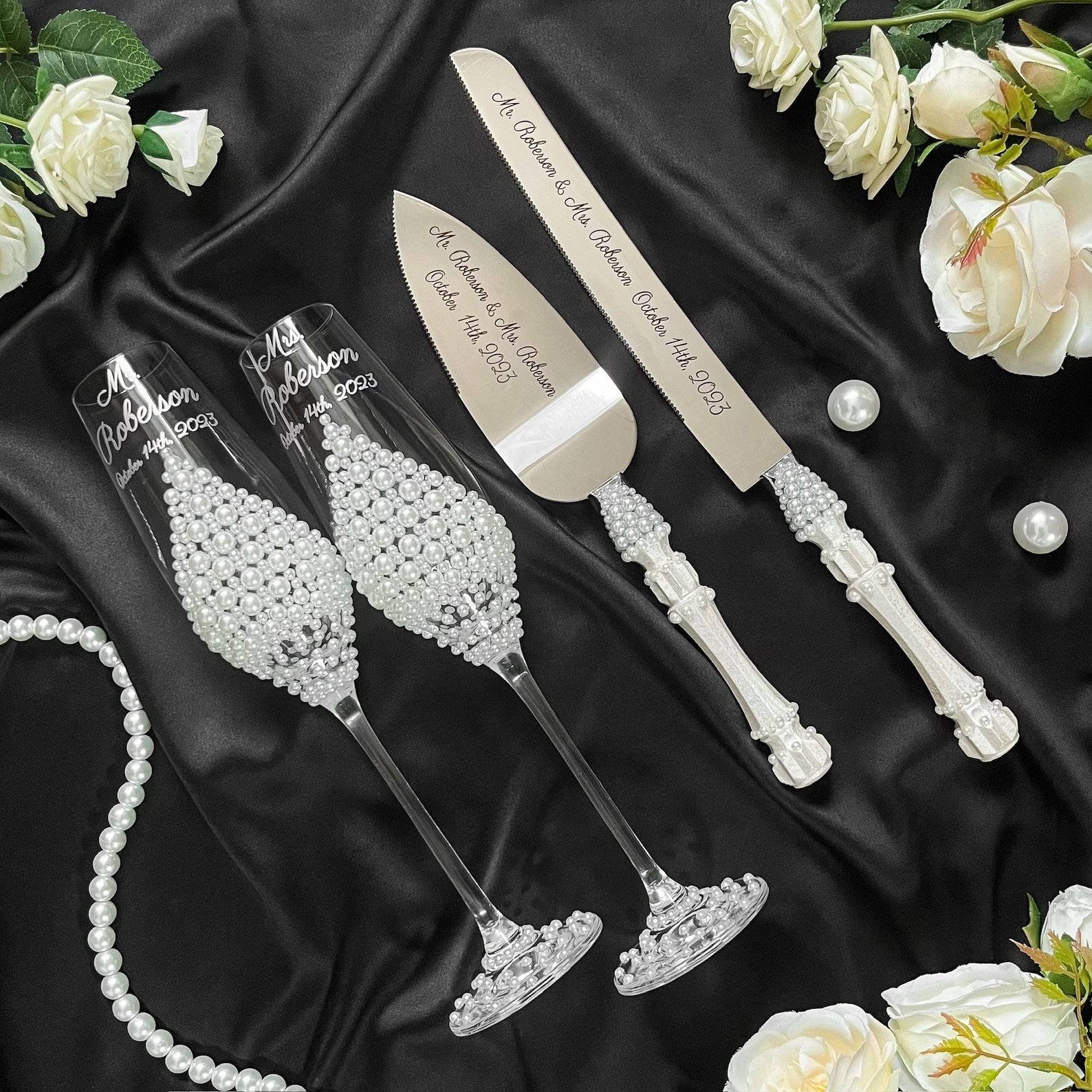 Engraved Toasting Flutes & Cake Server Sets – Elegant Wedding Ideas